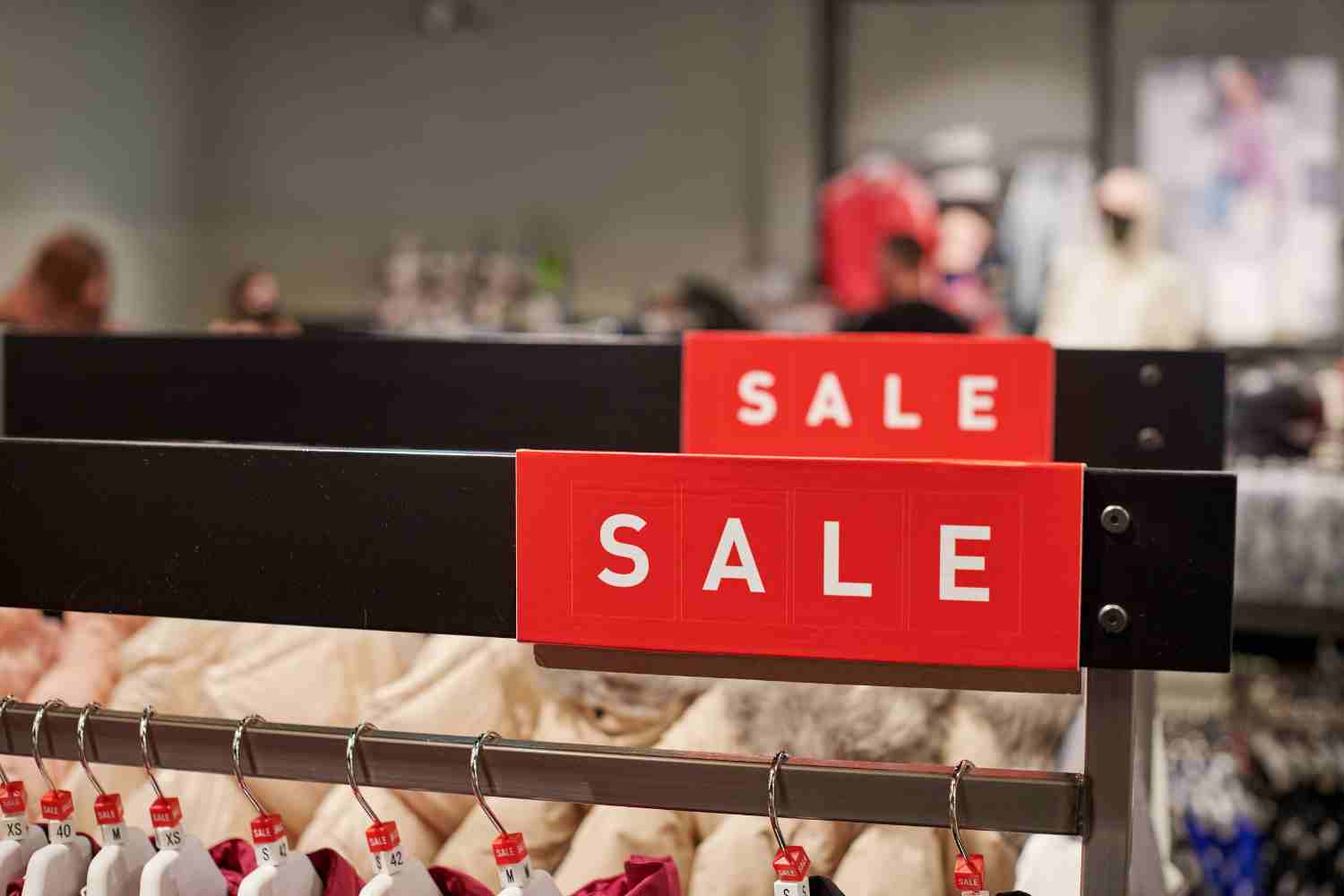 Using Sheet Material In Retail | Cut Plastic Sheeting